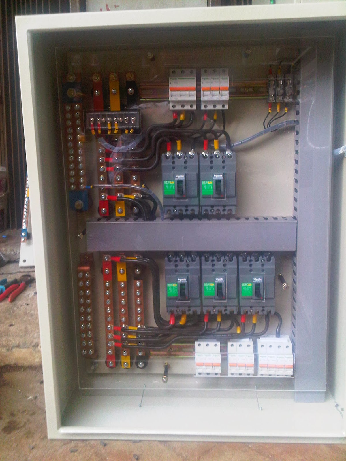 jual ups, batery, elektrikal panel, data center, tracetek, pac