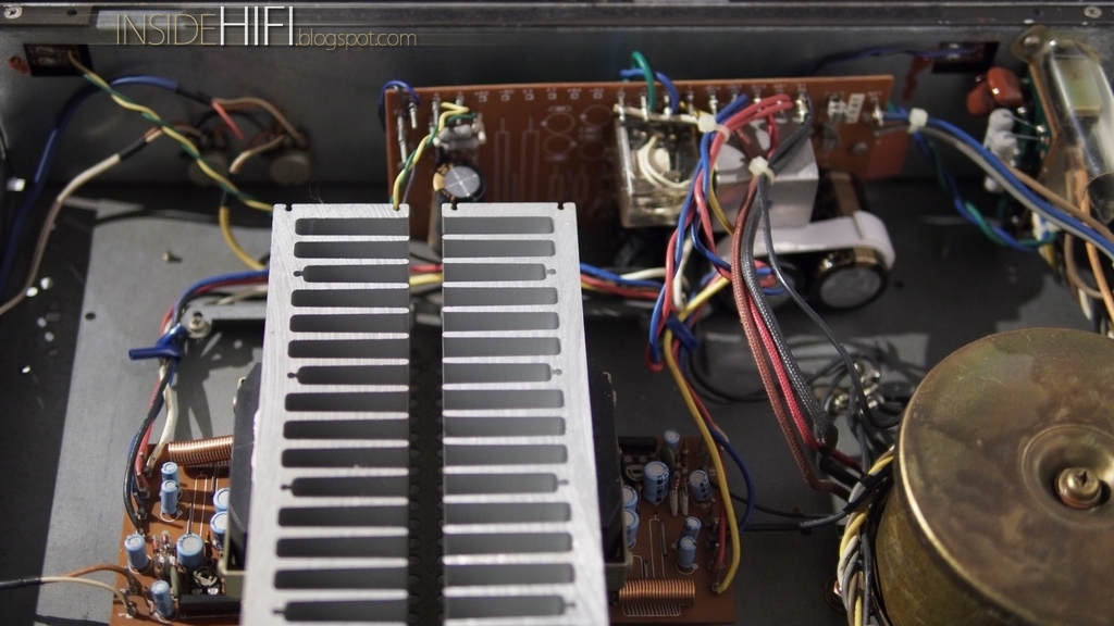 Inside Hi-Fi: Rotel RB-1000