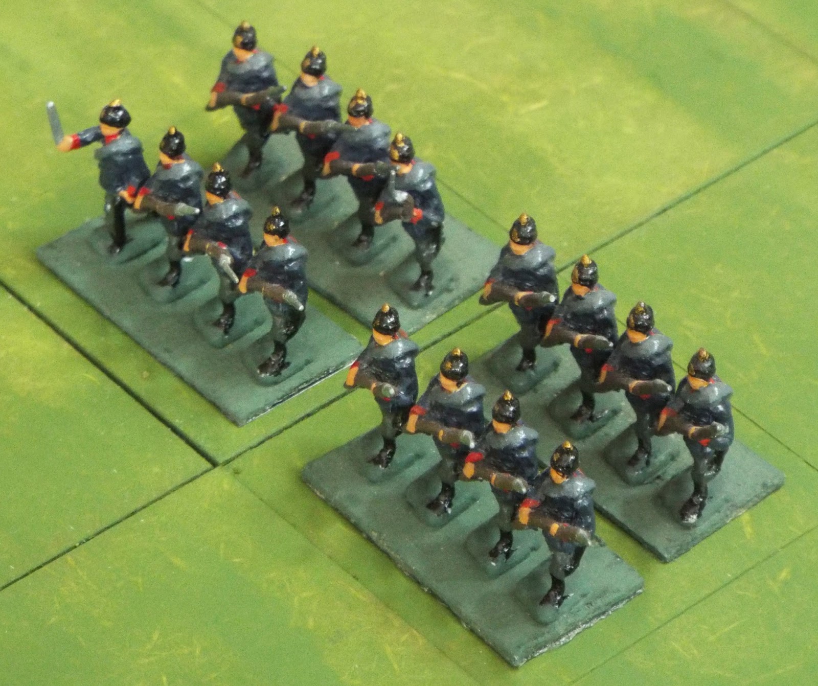 Wargaming Miscellany: A portable Portable Wargame board ... has now ...