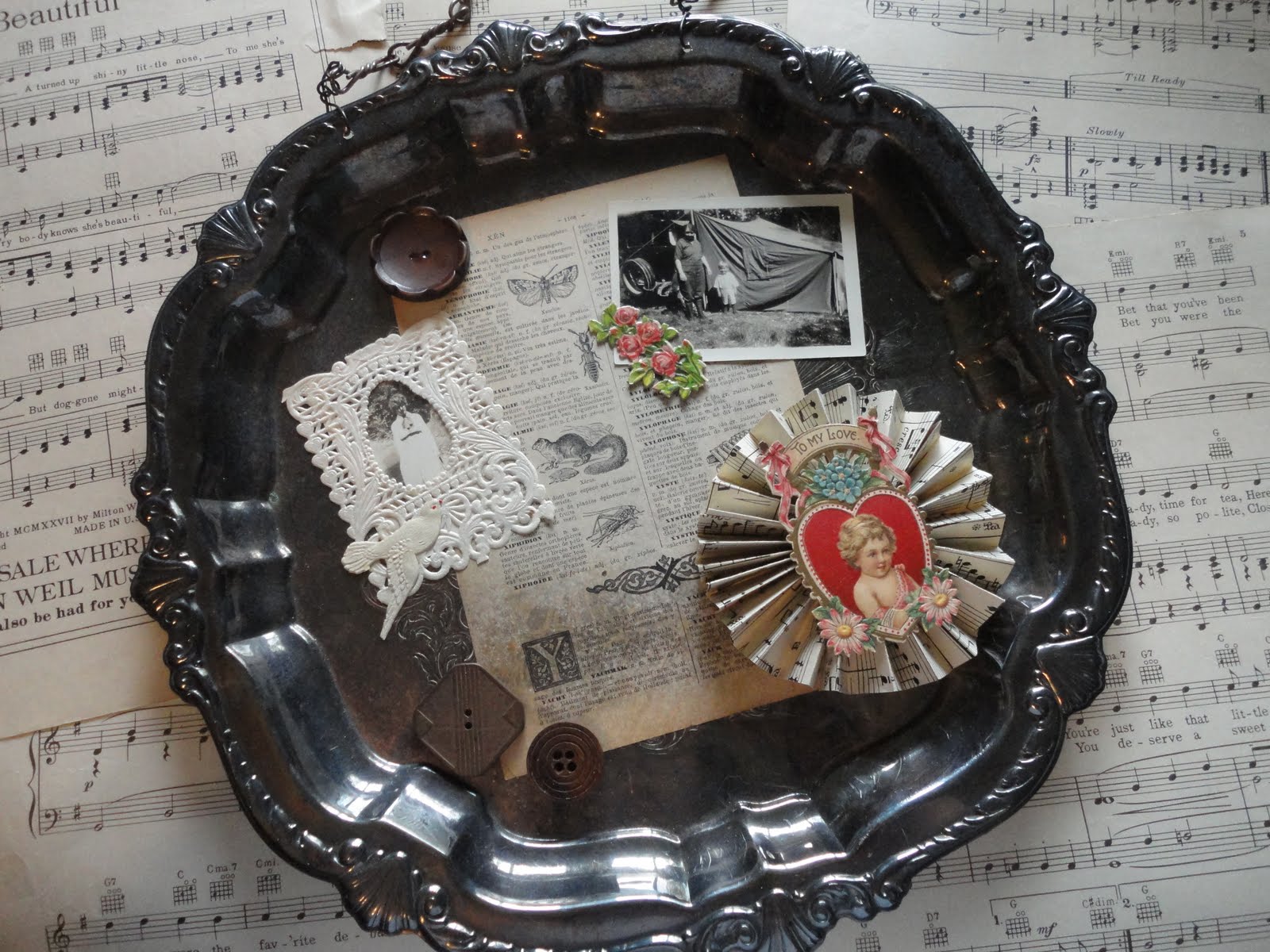 junkinjulie: My latest projects...repurposed trays