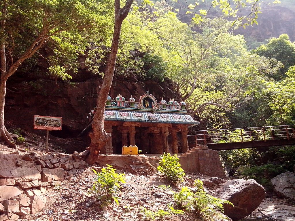 Hindu Temples of India: Krodha Narasimha Swamy Temple, Ahobilam, Andhra ...