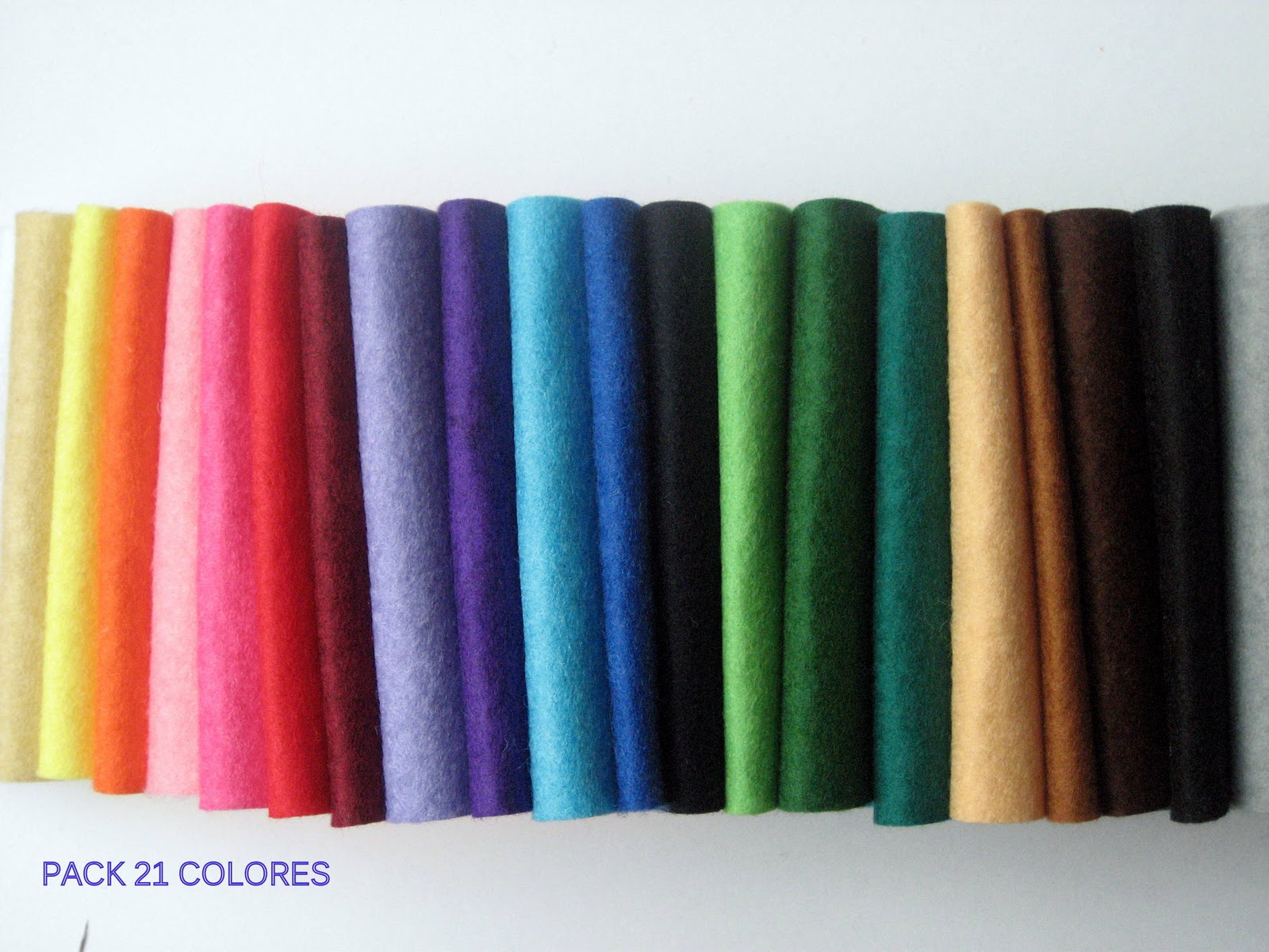 Manualidades de RanitaSu: ¿Qué es el Fieltro?