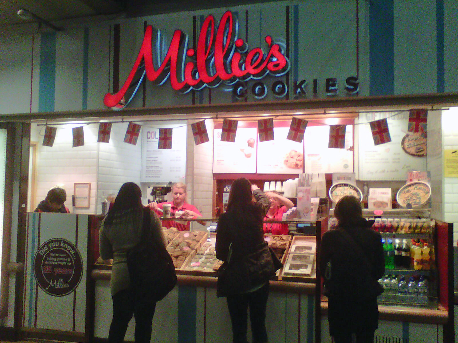 Eat the world: Euston Station - Millie's Cookies