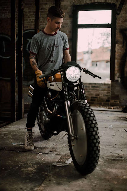 CB350 / Johnny White