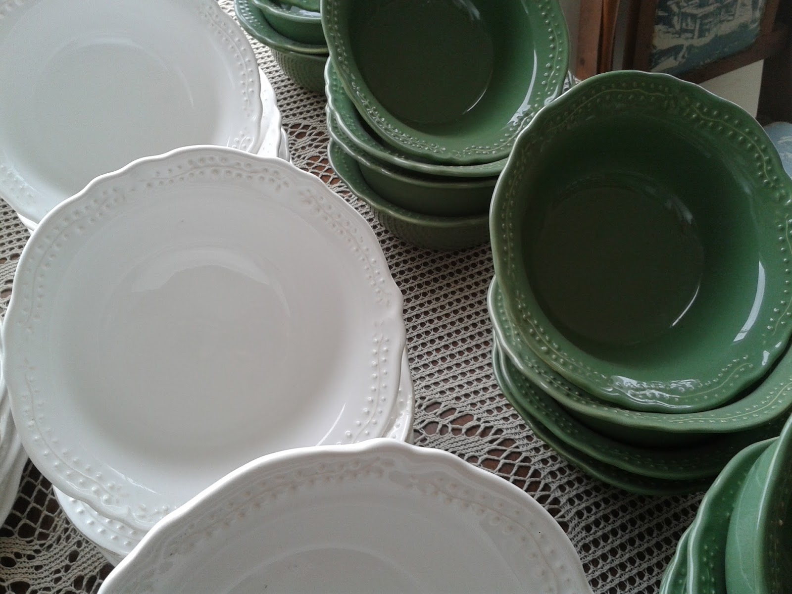 La Faenza Ceramica Fina: La Faenza agora em cores