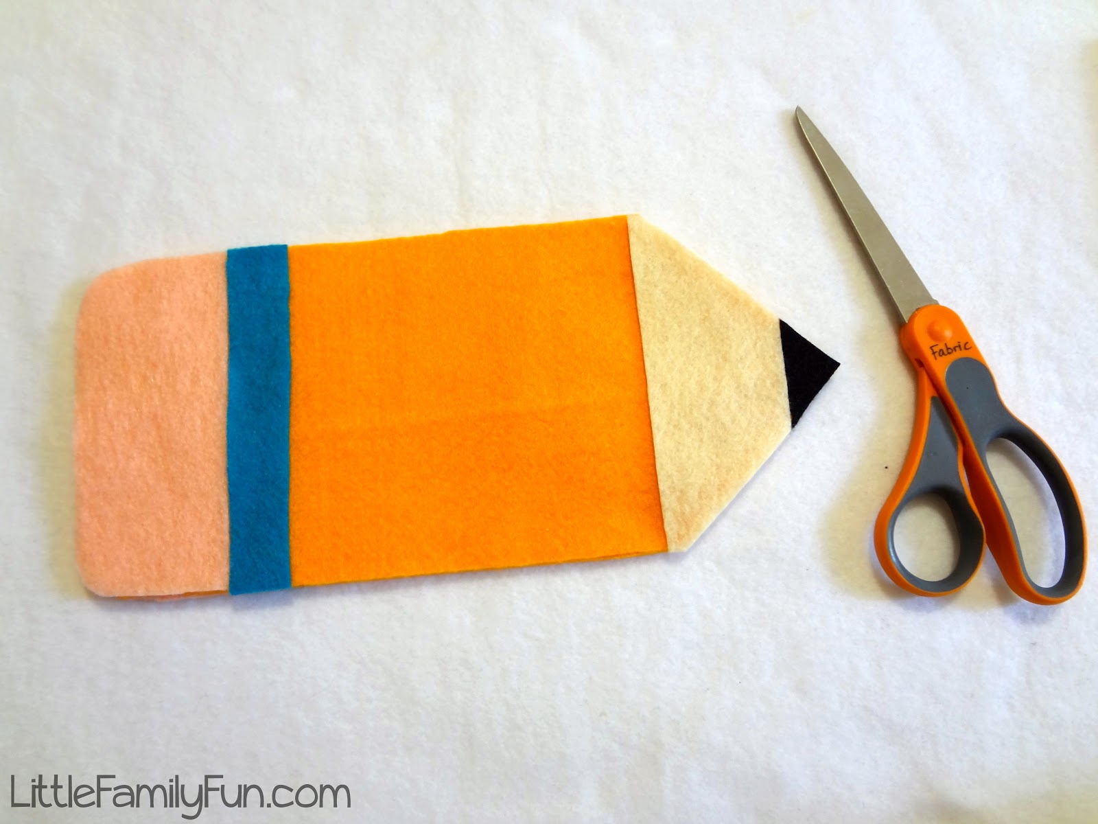 Little Family Fun: Felt Pencil Pouches