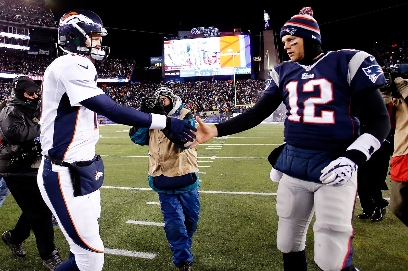 Tom Brady vs Peyton Manning so far this season