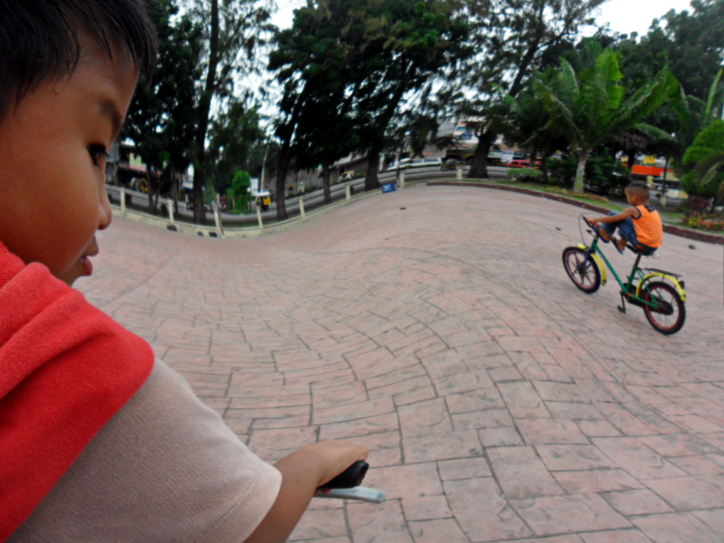 Mga Simpleng Larawan : Day Off: Digos City