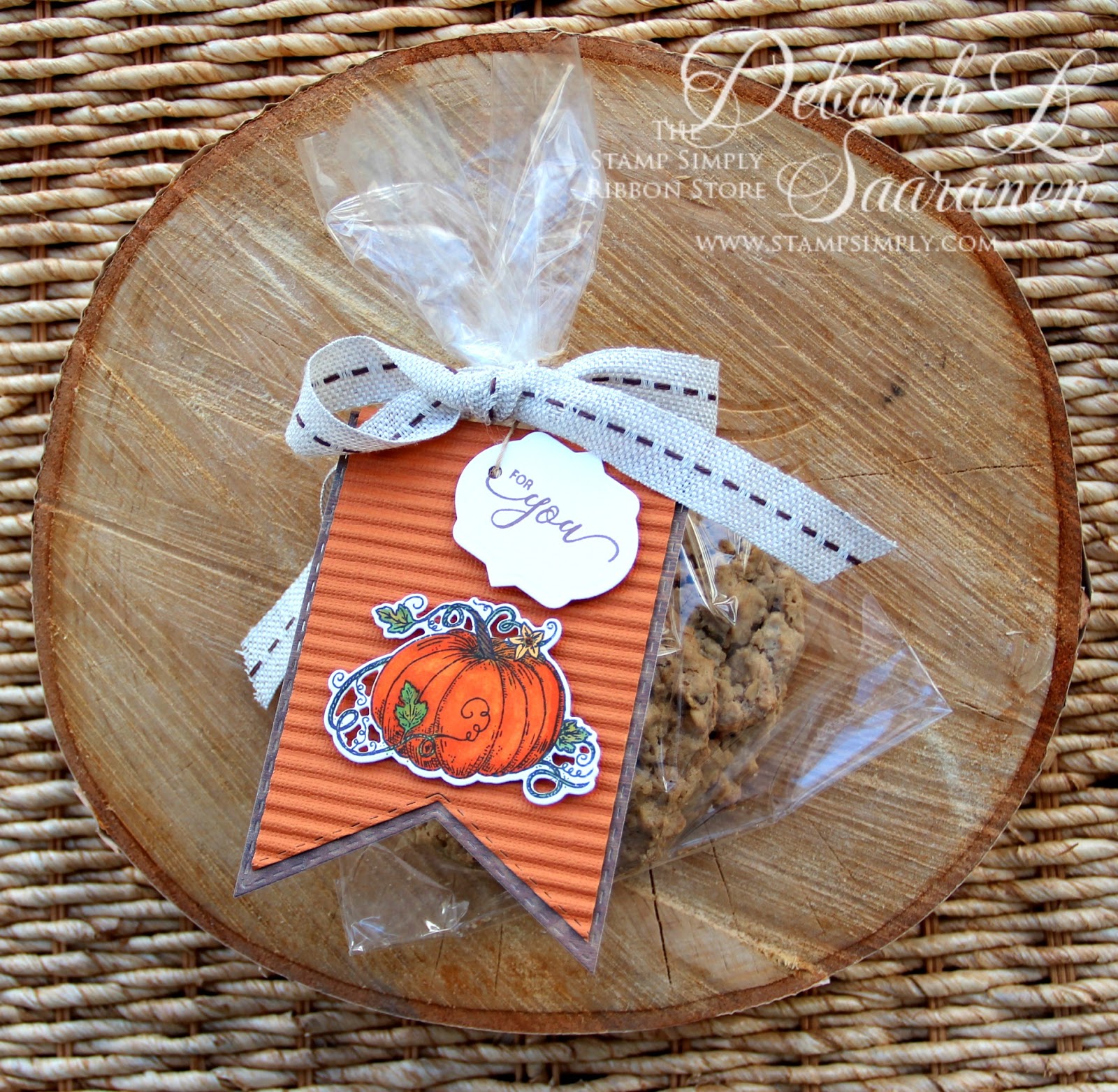 Dream in Color...: Welcome Fall Autumn Treat