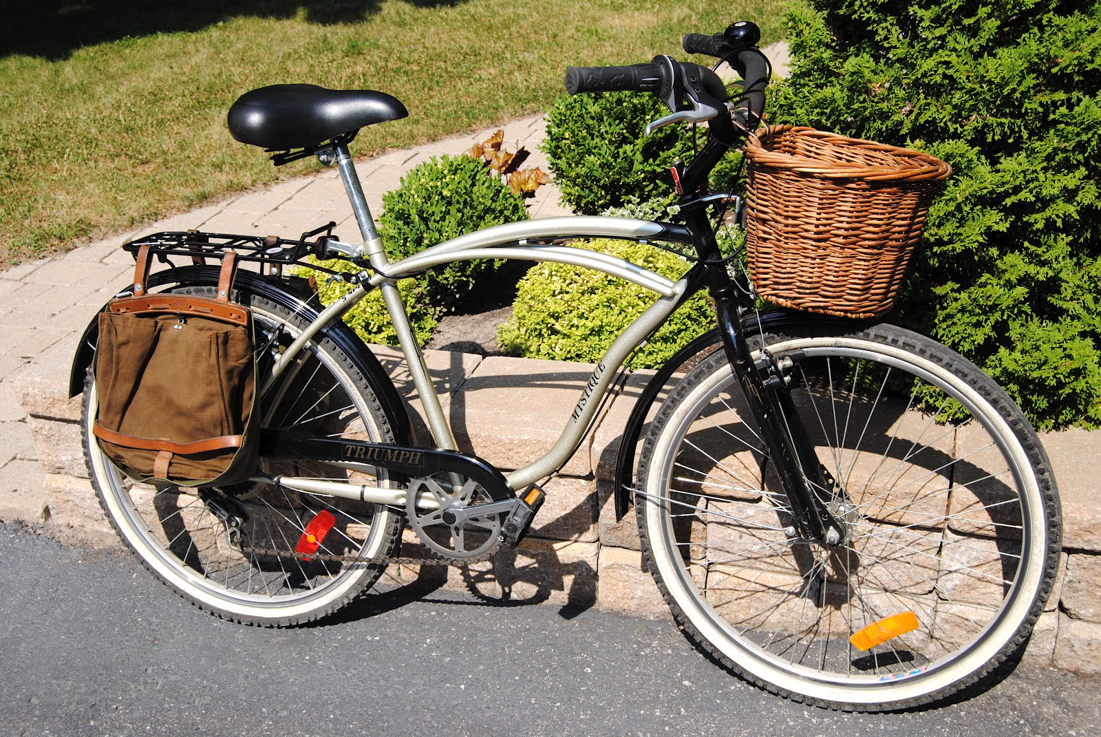 JARViE design: Bike Panniers!