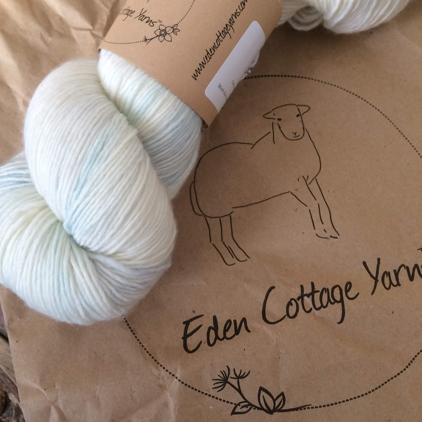 Vera and Bess: Yarn review: Eden Cottage Yarns Carlisle Fingering