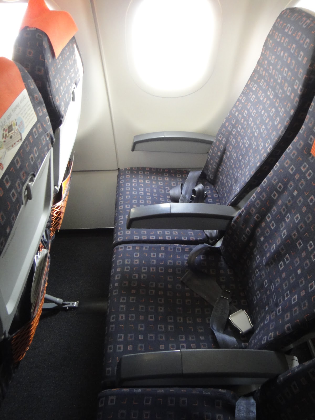 Diamond Jubilee Part 4 - An easyJet experience Luton to Paris
