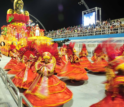 DE ARTE EM ARTE : ARTE EM PINTURAS DE CARNAVAL