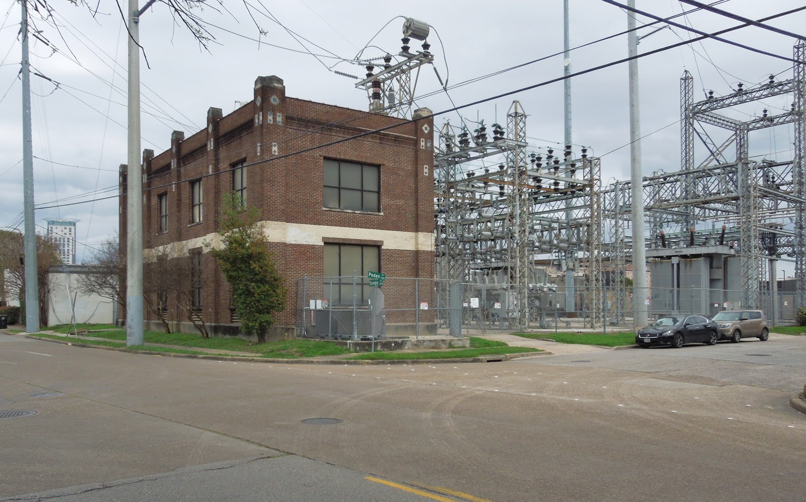 Houston in Pics: Historic H.L.& P. substation on Dunlavy at Peden St.