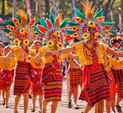 Tradimundo: Tradiciones de Filipinas