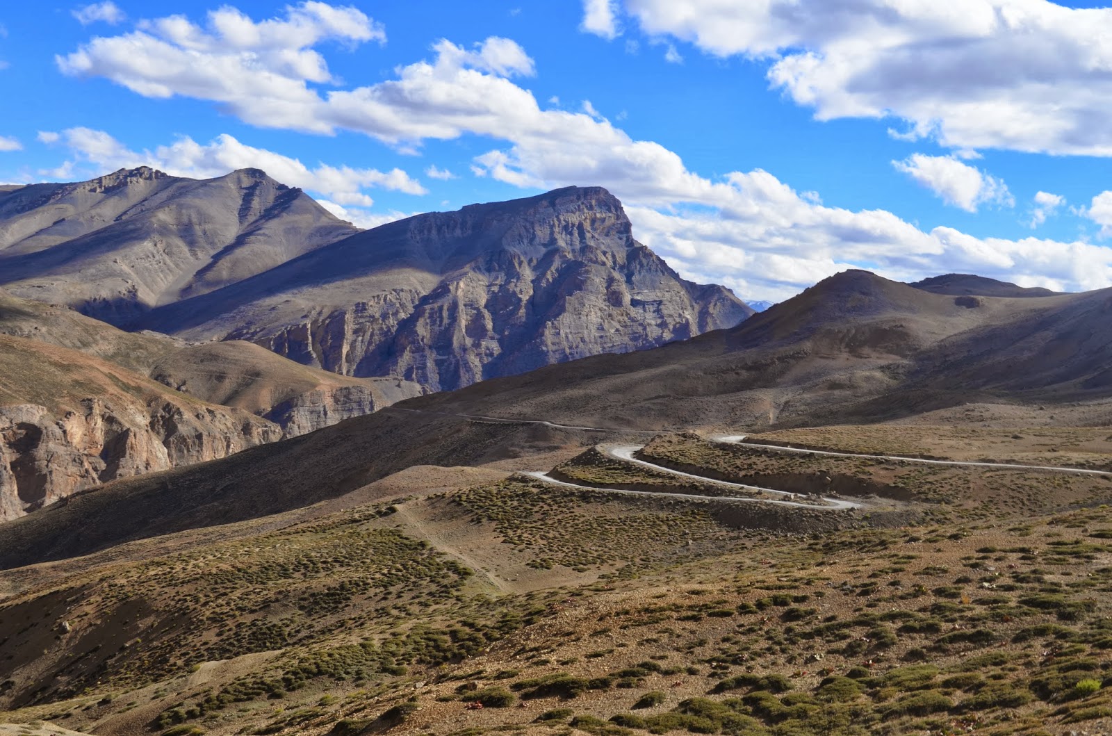 The Ghost of Gata Loops: The Ghost of Gata Loops