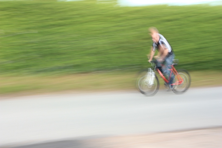 SAFONOVA: Exercise 5 Panning with different shutter speeds