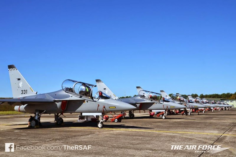 DEFENSE STUDIES: President Tony Tan Keng Yam Visits the RSAF's 150 ...