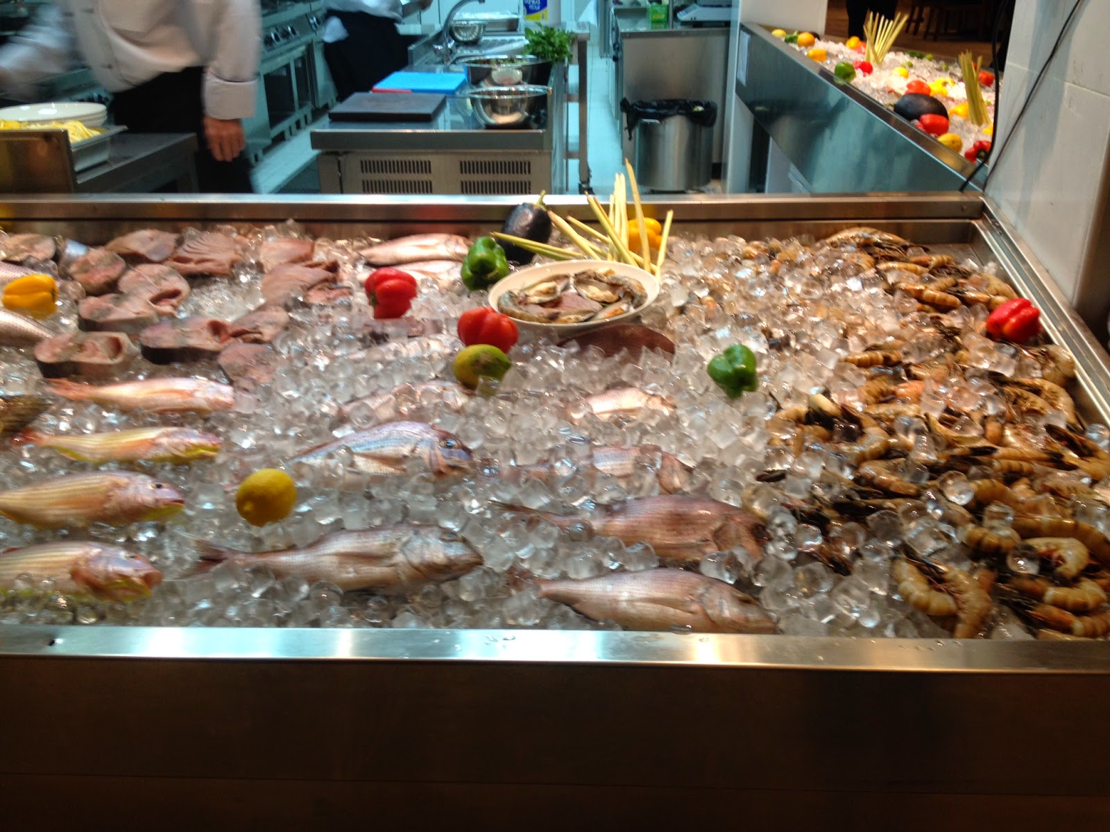 Oman? Oh My!!: The Cave Restaurant in Muscat