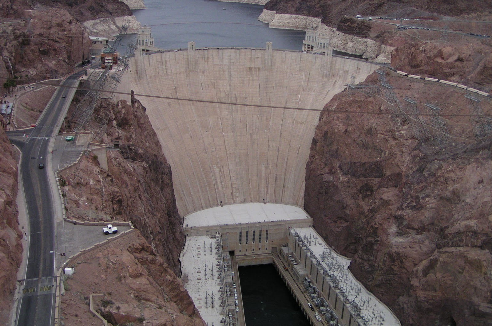 Travel with Kevin and Ruth: Lake Mead and the Hoover Dam
