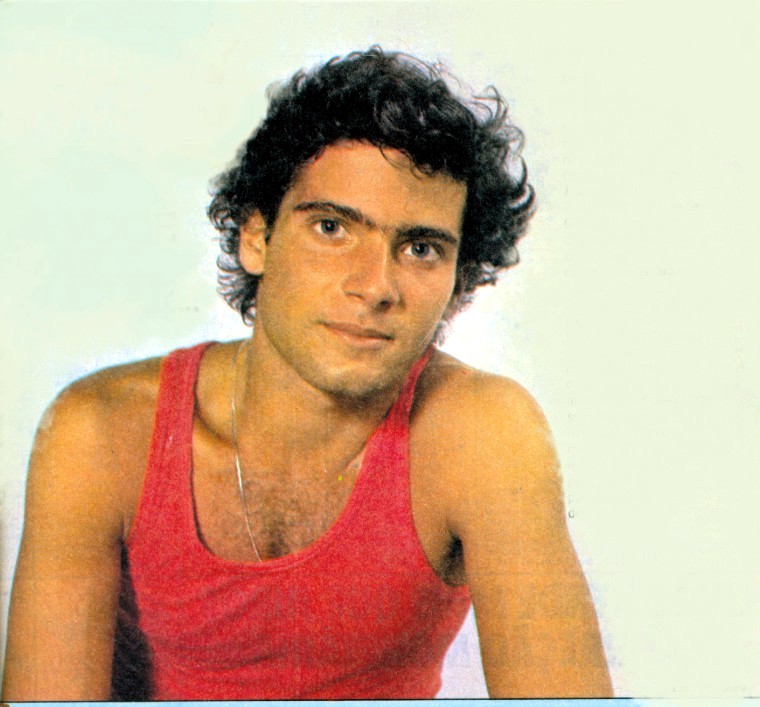 Astros em Revista: LAURO CORONA, O DOCE LAURINHO