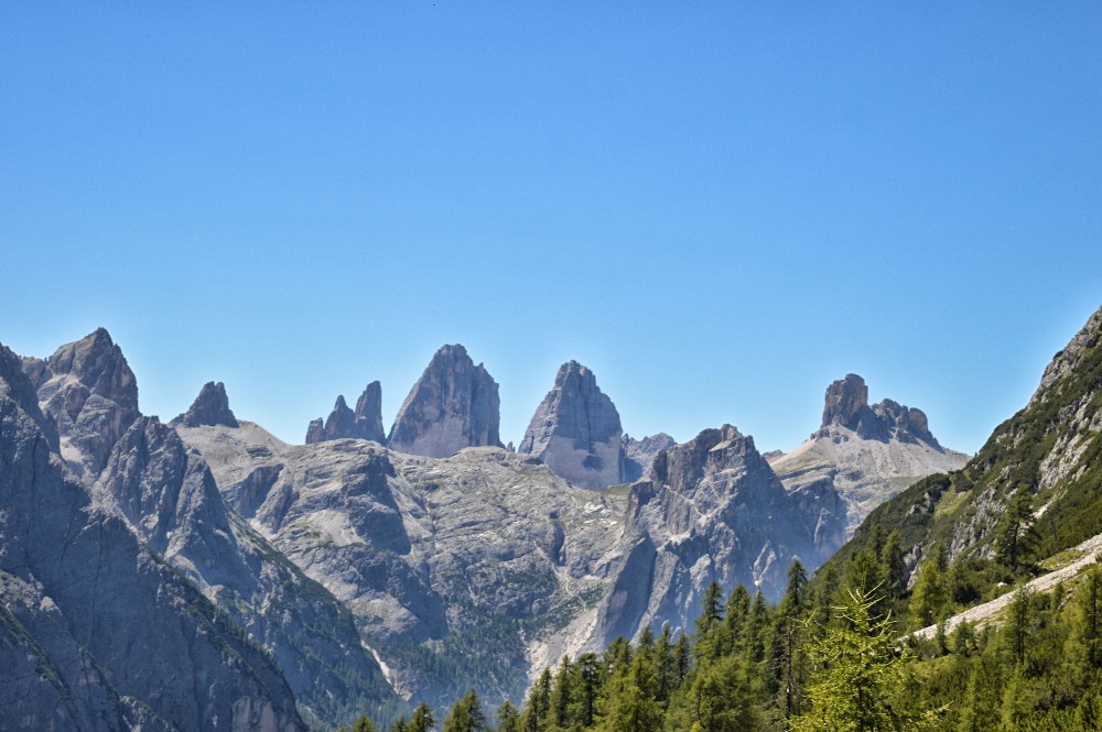 Escursione al rifugio Tre Scarperi e Piccola Rocca dei Baranci da San ...
