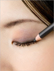 How To Apply Pencil Eyeliner | How To Apply Eyeliner