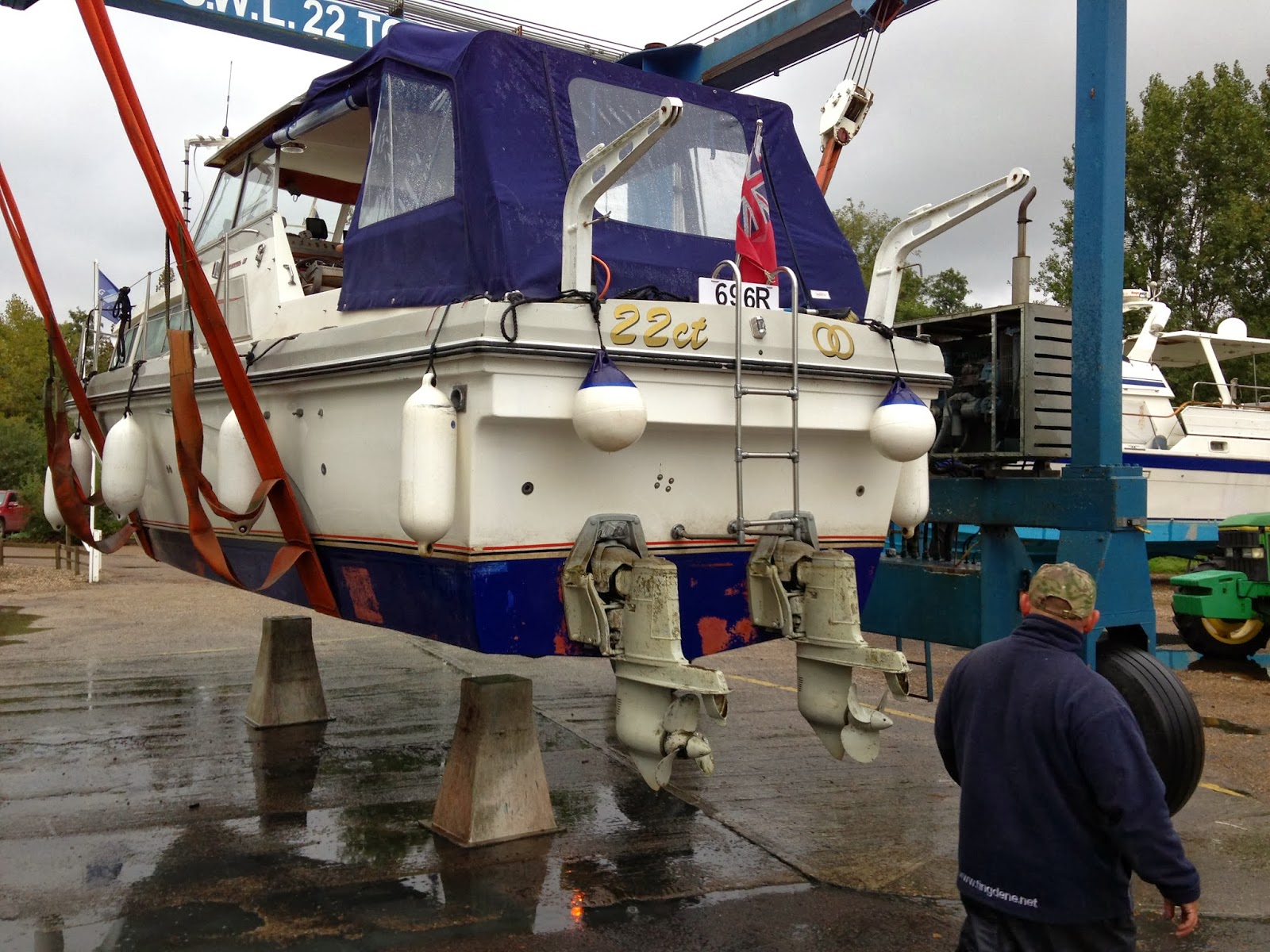 UK Marine Surveyor based in Preveza Greece.: Princess 32
