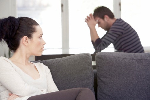 5 Common Signs Of A Bad Relationship