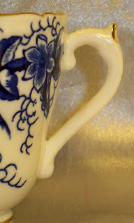 Demitasse Cups & saucers: Cup Handle Shapes & Styles