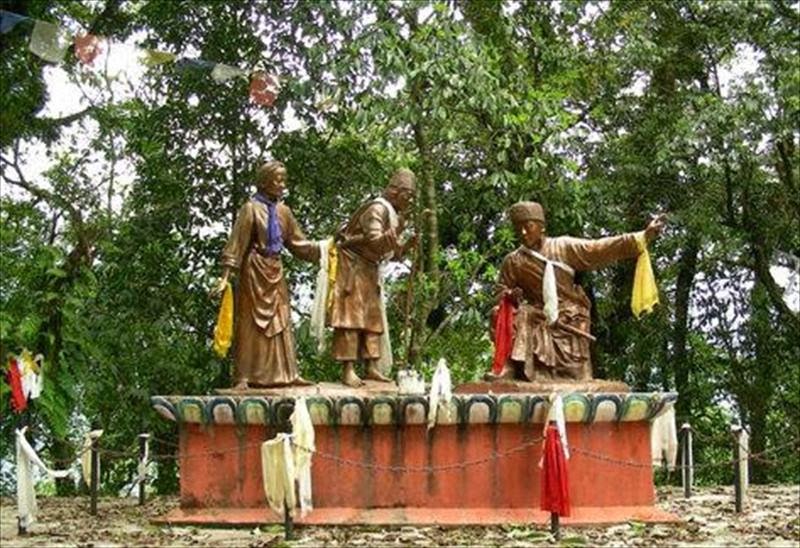 Bhutia Lepcha Tribe of Sikkim: BLOOD BROTHERHOOD