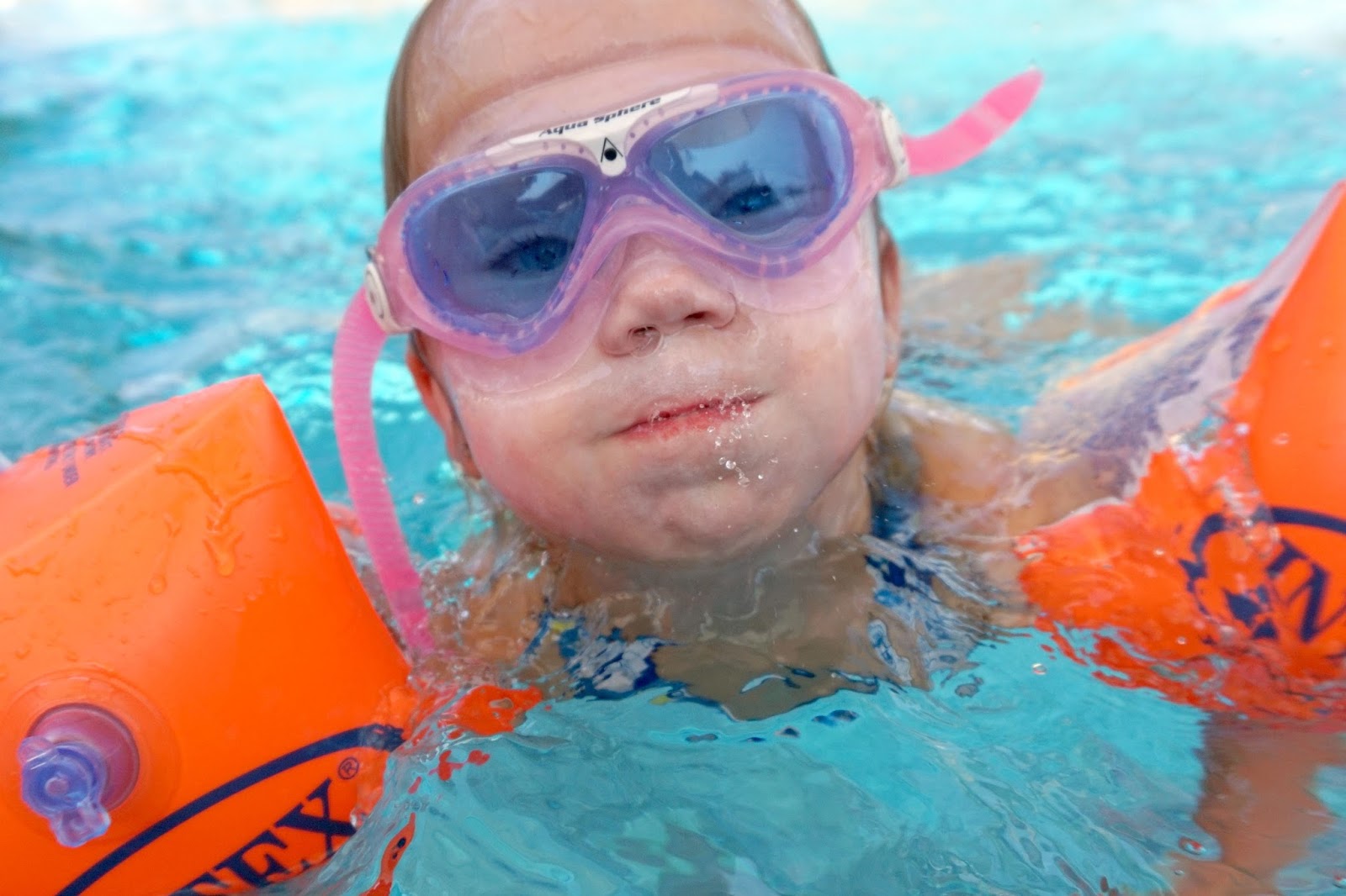 * Little House in the Country: Byyeeeee Summerrrrrrr!