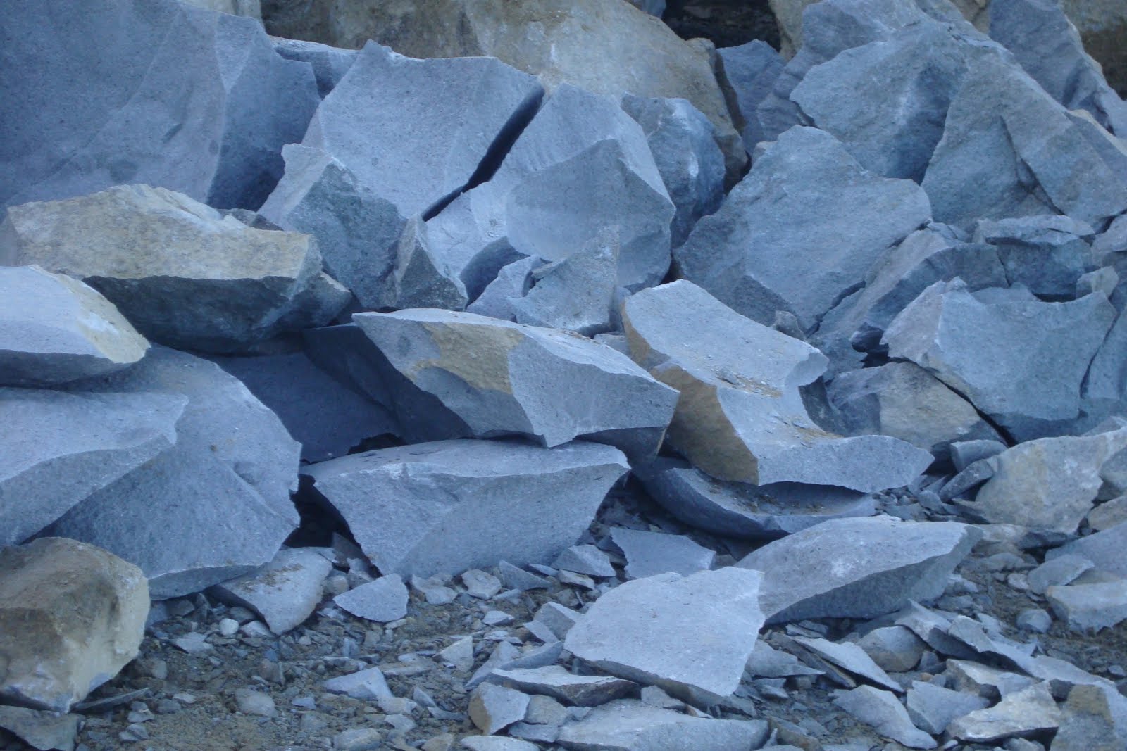 Harga Material Batu Belah, base course batu split ~ Jual macam-macam ...