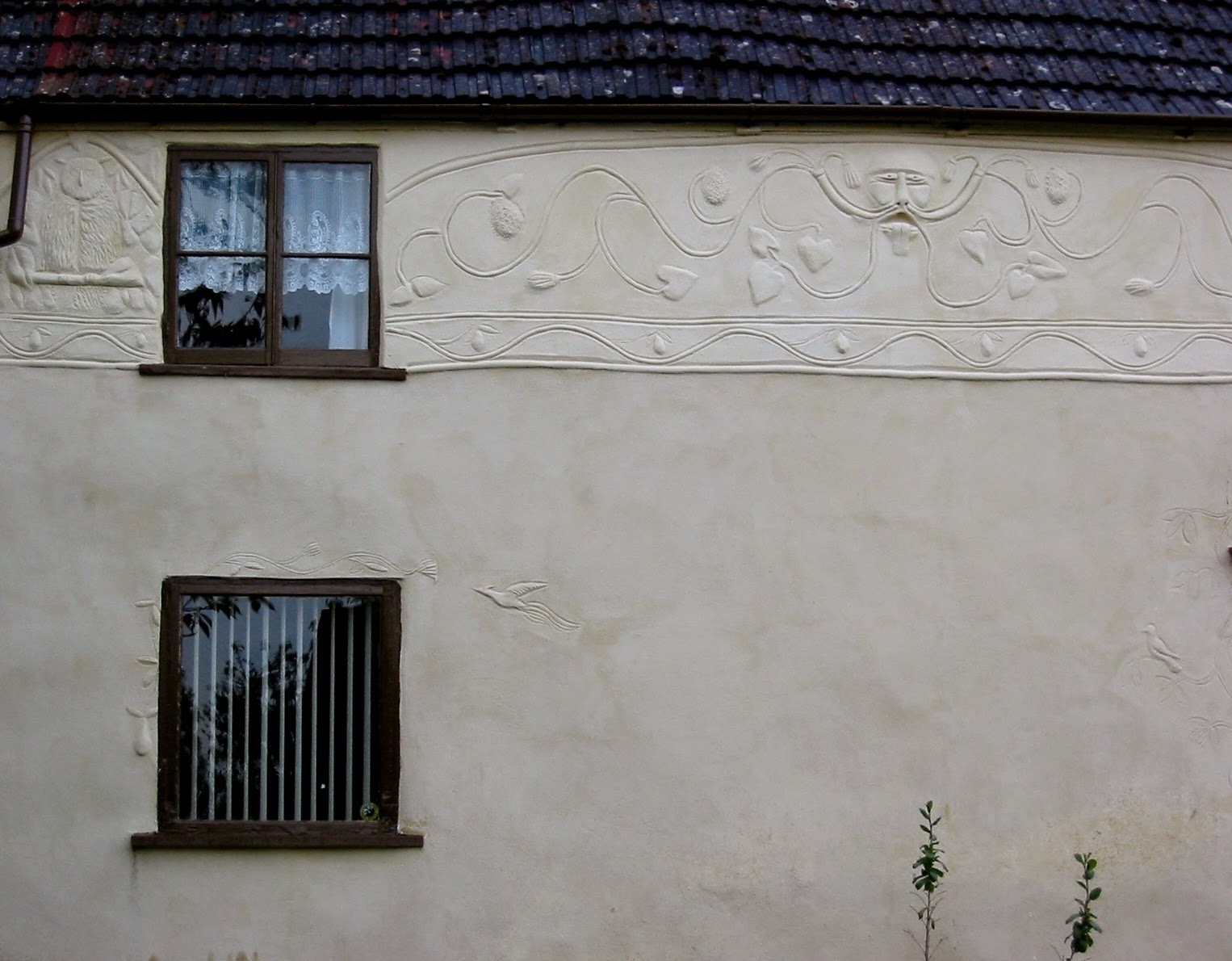 *An English Travel Writer*: Pargetting and the Supernatural