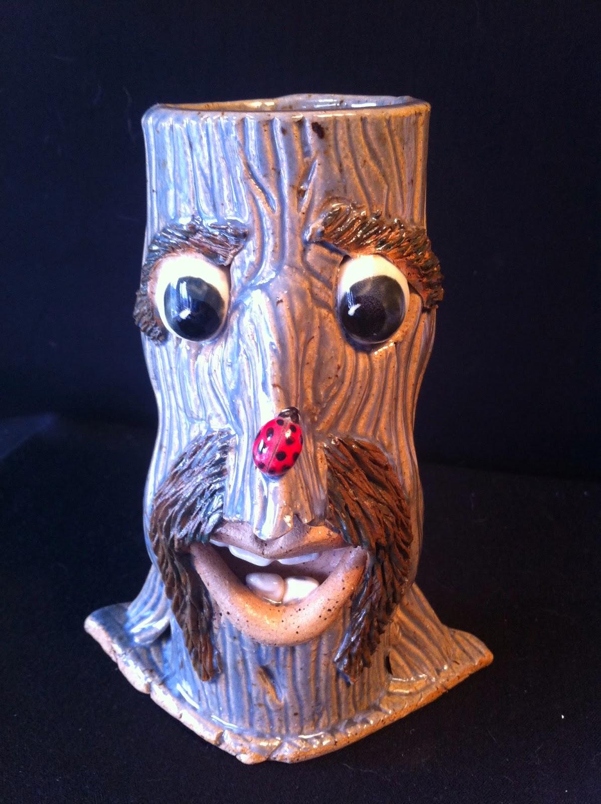 Bizarre, Amazing & Magical Pottery! ....A Pottery Blog!