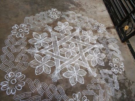 CHODAVARAMNET: DIGITAL RANGOLI ART