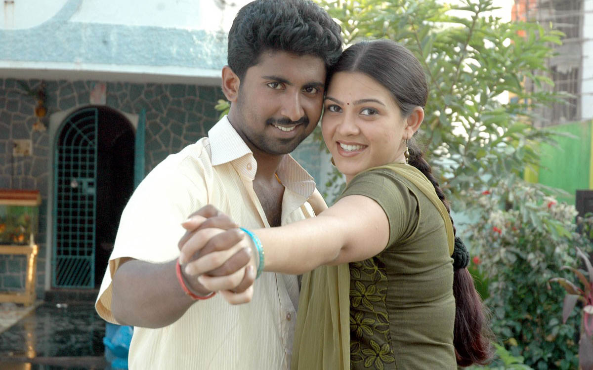 Endrume Anandham Movie Stills - Wallwoods