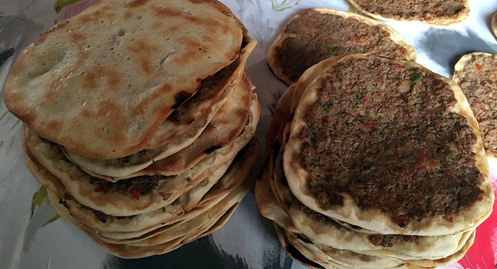 Miscelanea Armenia: Si te animas...LA RECETA DEL LEHMEYUN