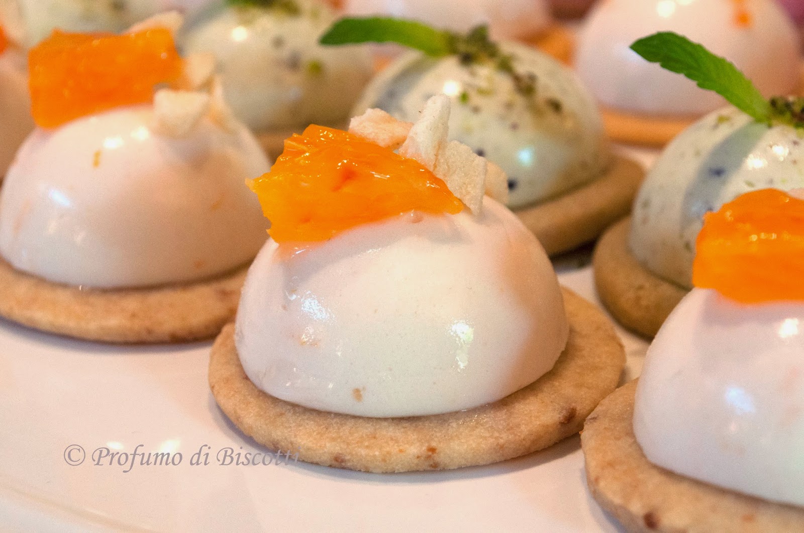 profumo di biscotti: CORSI ALLA CORTE DEL CONTE: DESSERT AL PIATTO E ...