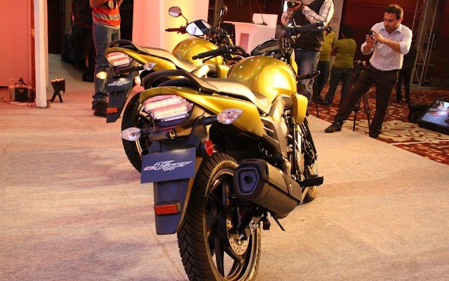 Life on 2 Wheelz: Honda Launches CB TRIGGER 150 in India ! Price ...