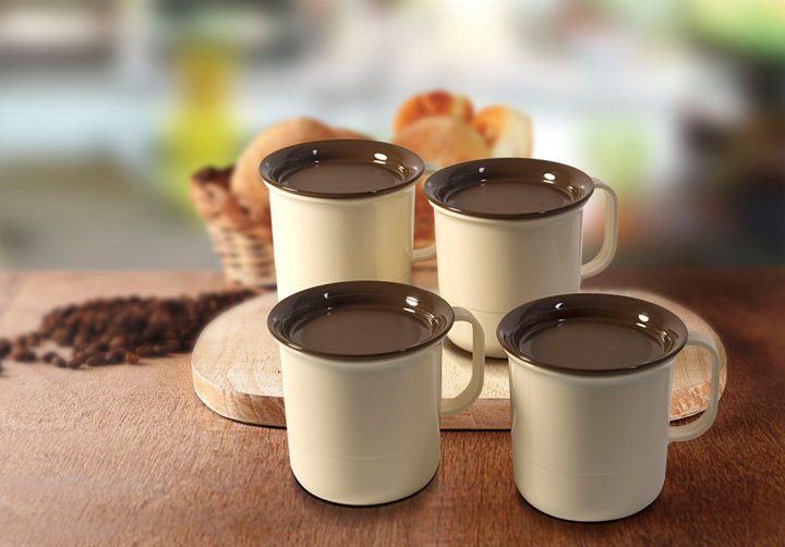 My Tupperware Kitchen: Serving N Dinning