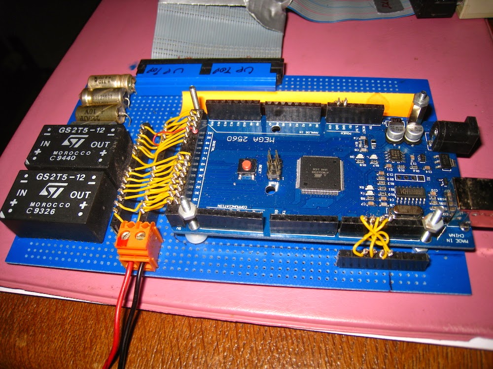 TEKTRONIX: 4051 BASIC CHART & TEK LOGO DRAWING