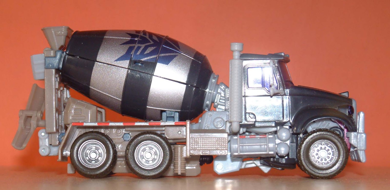 Transformers Mixmaster Truck OAFE Transformers 2: Mixmaster Review