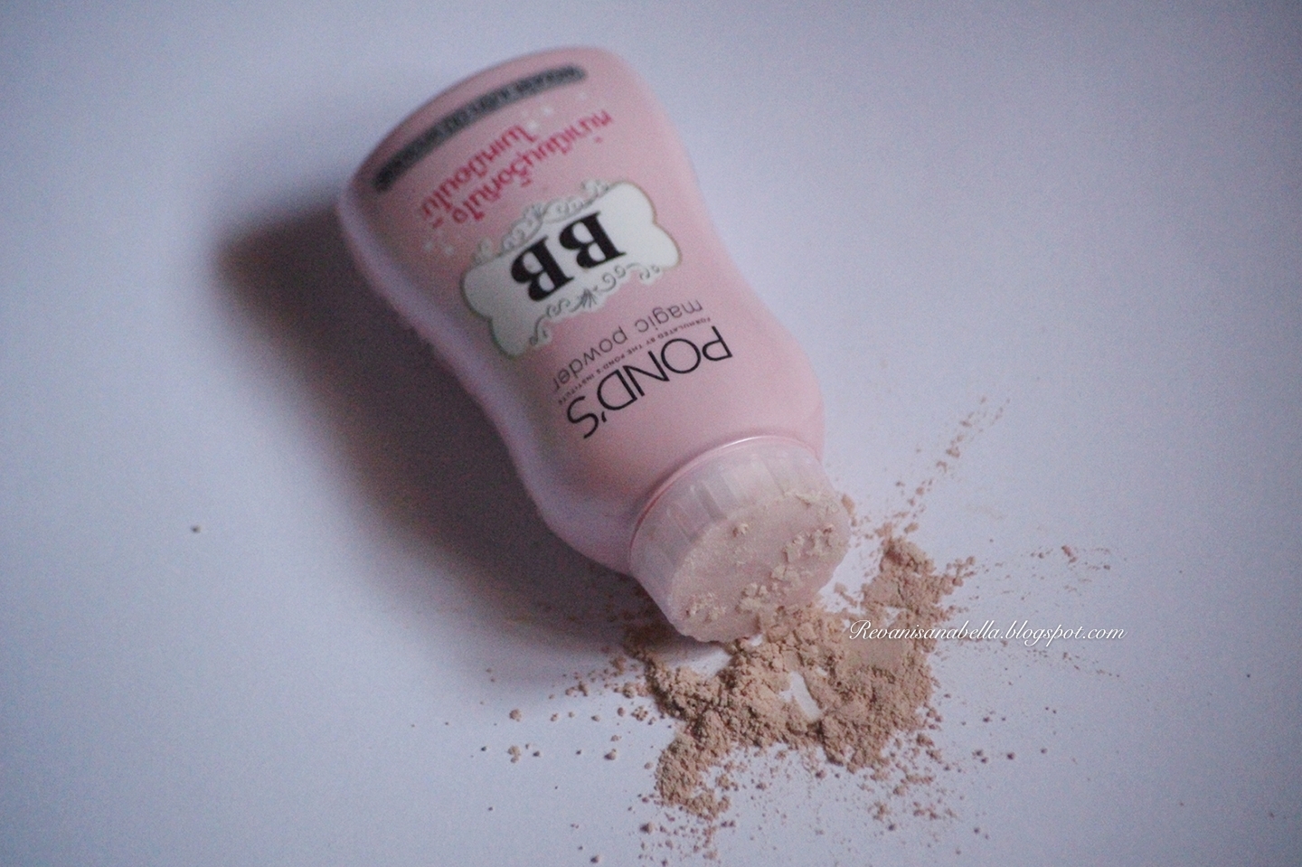 [Review] Pond’s BB Magic Powder, Pond’s Pinkish White Glow dan Pond’s ...