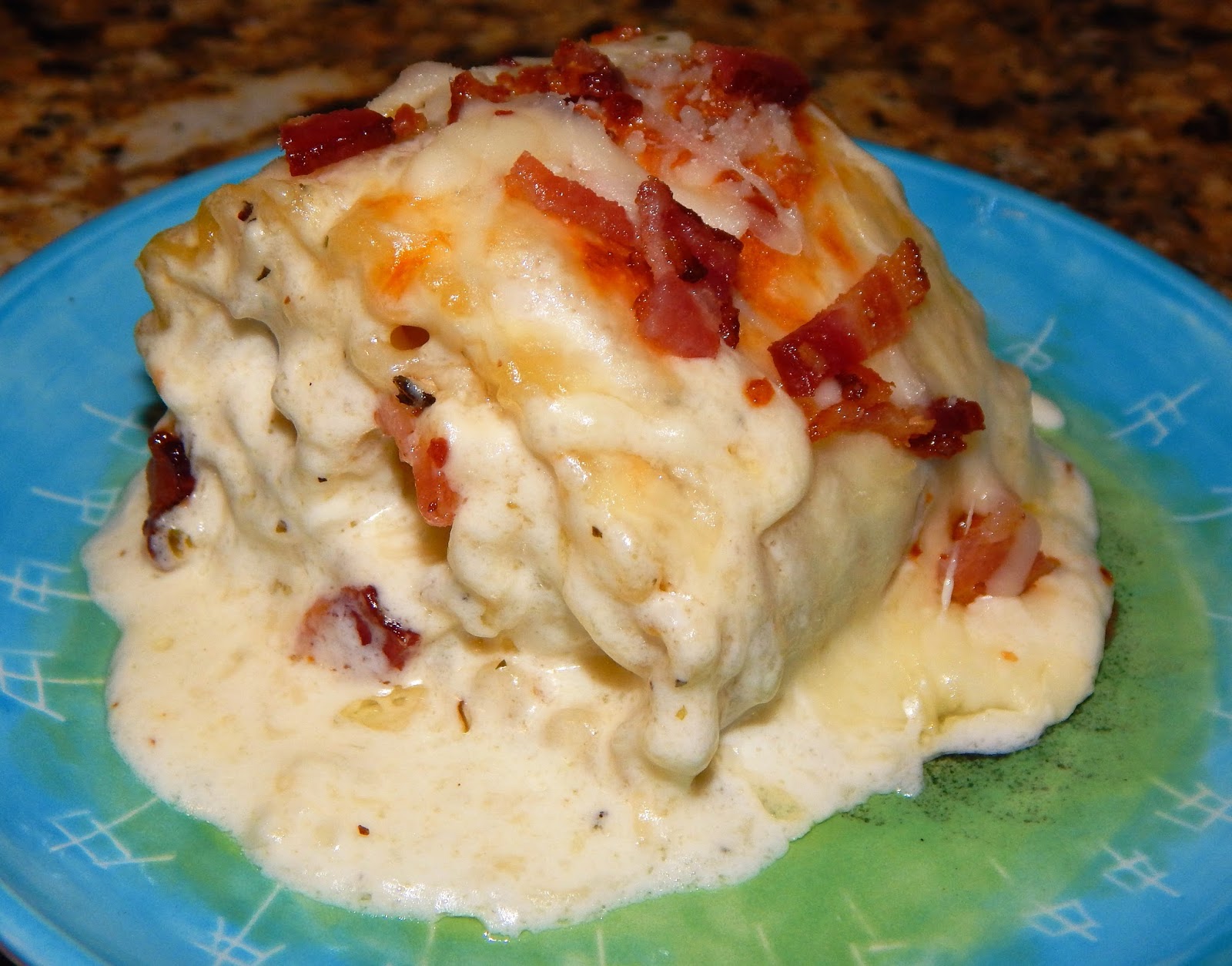 Valerie's Attempt at Pondering: Chicken Bacon Garlic Alfredo Roll Ups