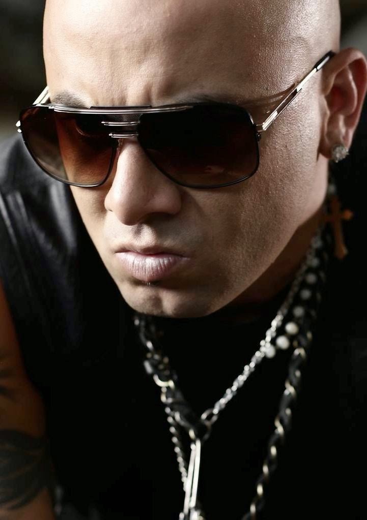 El Lavadero de las Muñecas: WISIN PRESENTA SU NUEVO SENCILLO, 'NOTA DE ...