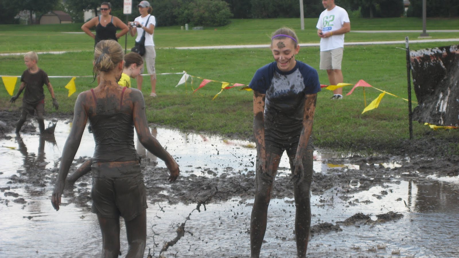 Come Sit By The Fire: PIG PEN Mud Fight Sat 8-27.2011