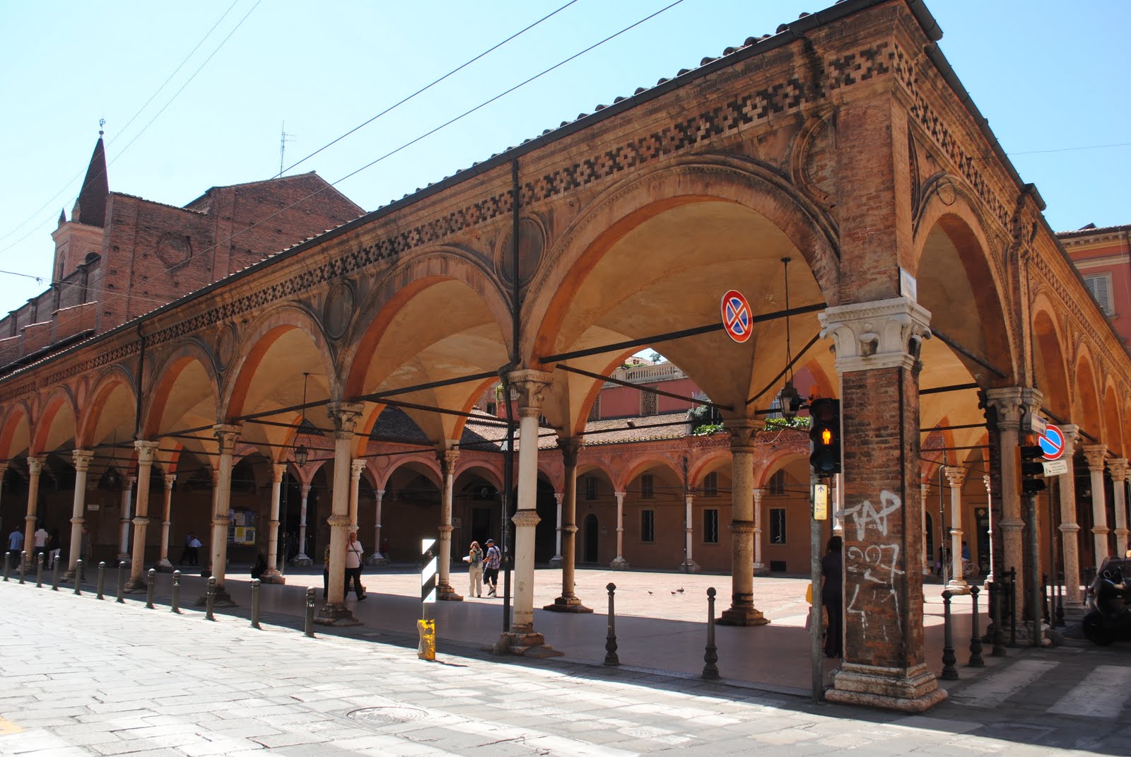 .oggi.: The adventures of Molly Totten