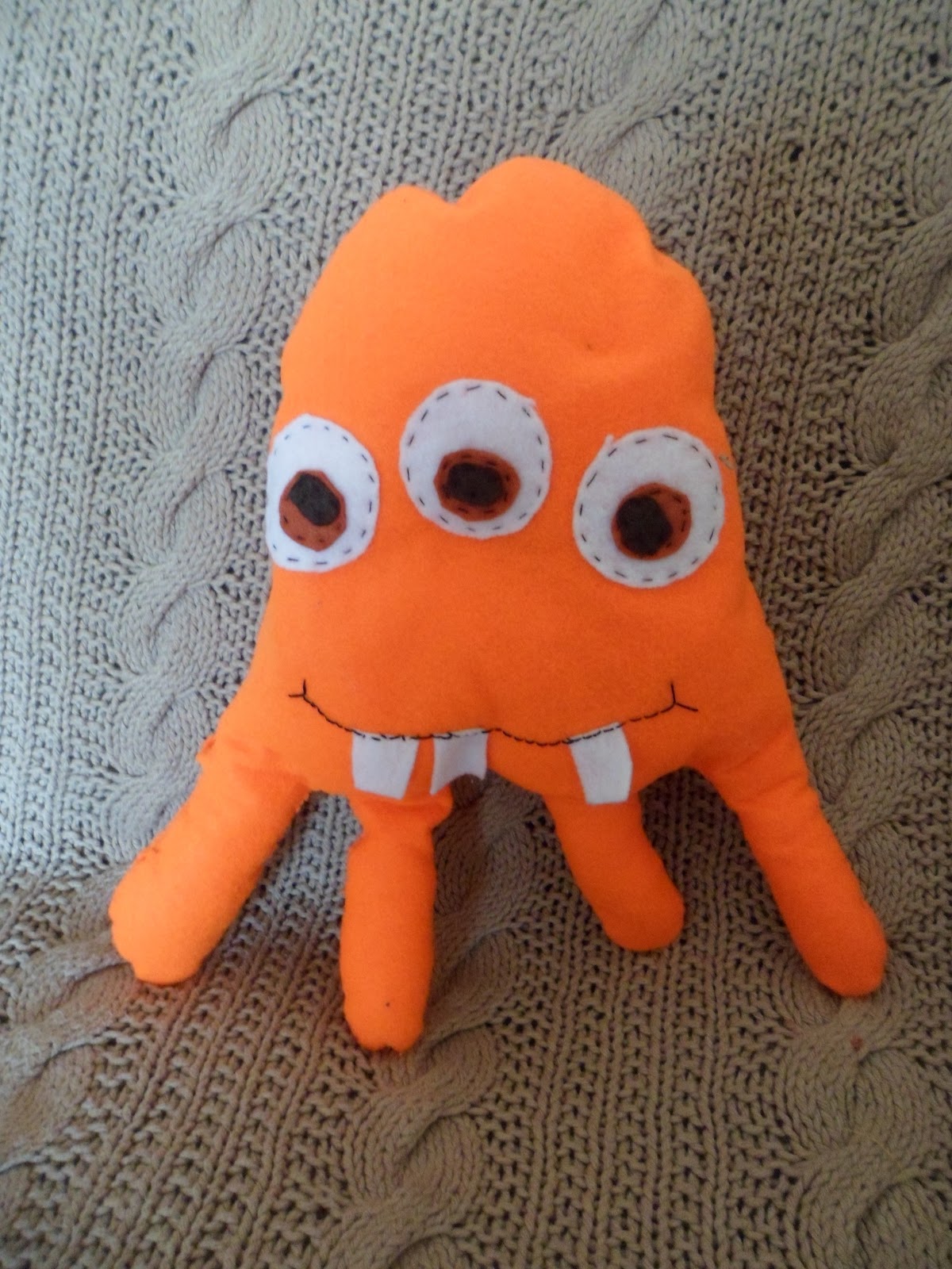 Cobble & Gobble: Monster teddies