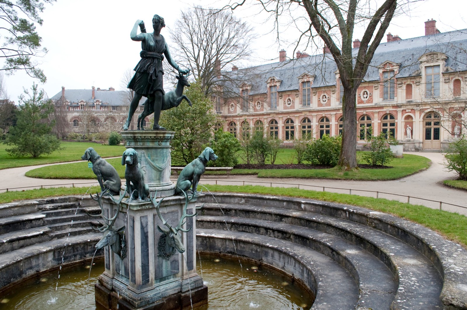 Fontainebleau. A voyage to Fontainebleau, Île-de-France, France, Europe ...